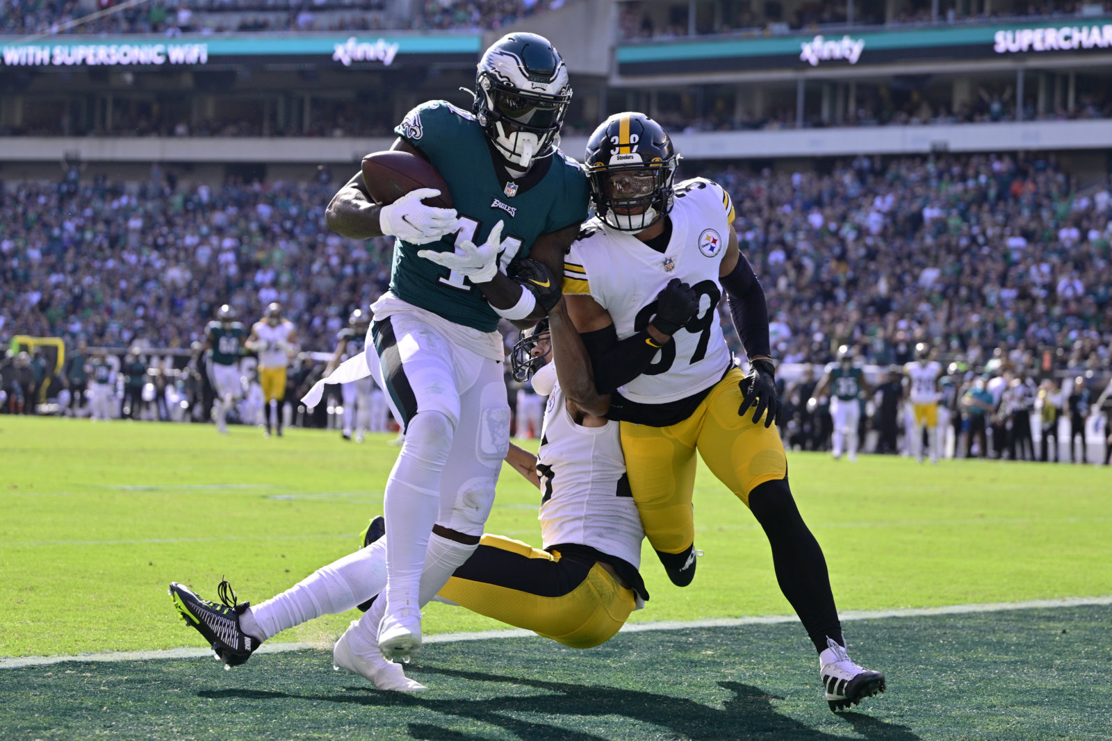 Hurts Brown Power Unbeaten Eagles Past Steelers Metro Philadelphia hurts-brown-power-unbeaten-eagles-past-steelers-metro-philadelphia